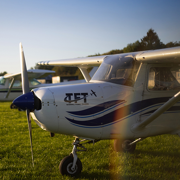 Discovery Flight Lesson | 30 minutes - Tatenhill Aviation